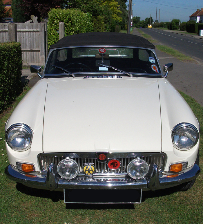 MGB Roadster, 1966, Front view | The MG Owners' Club